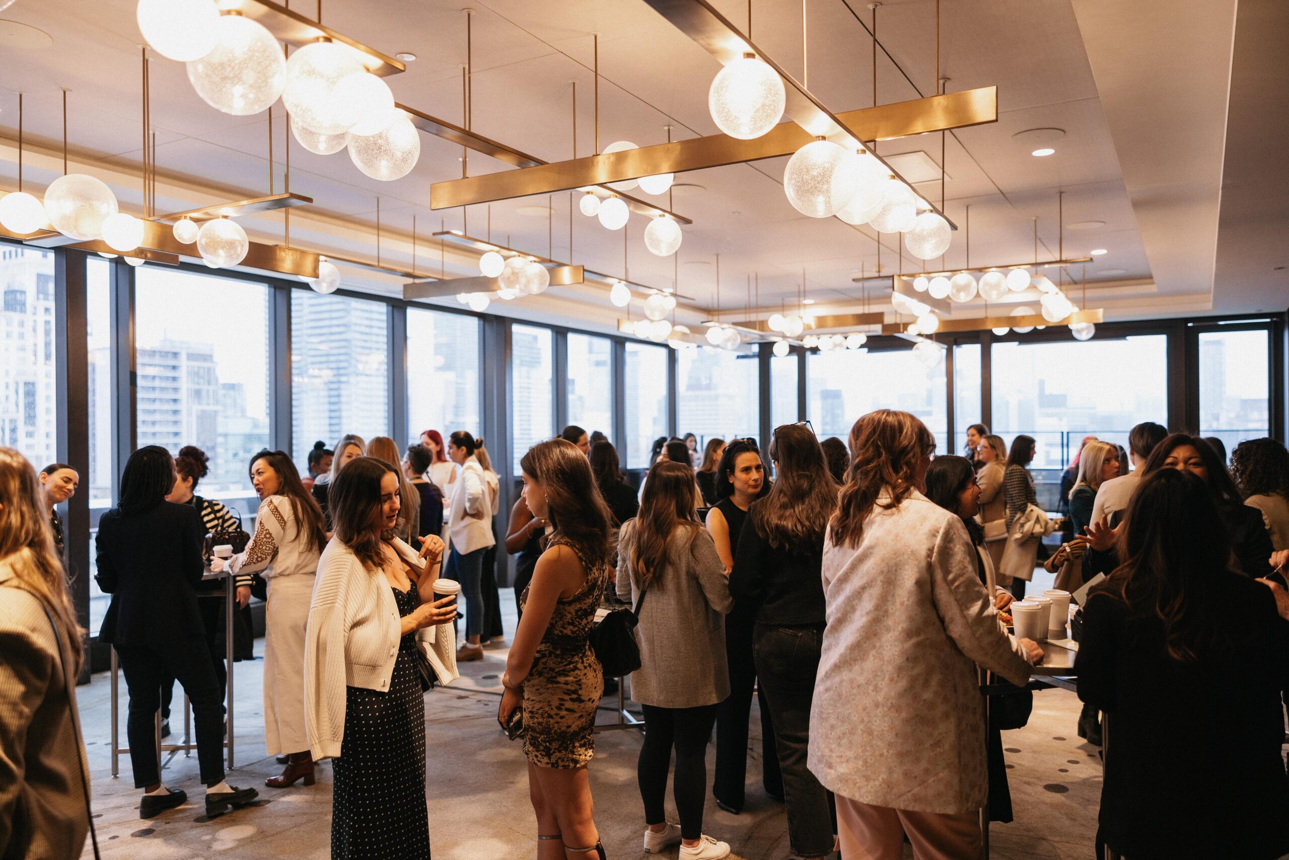 Study Reveals Networking Gap for Canadian Women Professionals - Tech ...