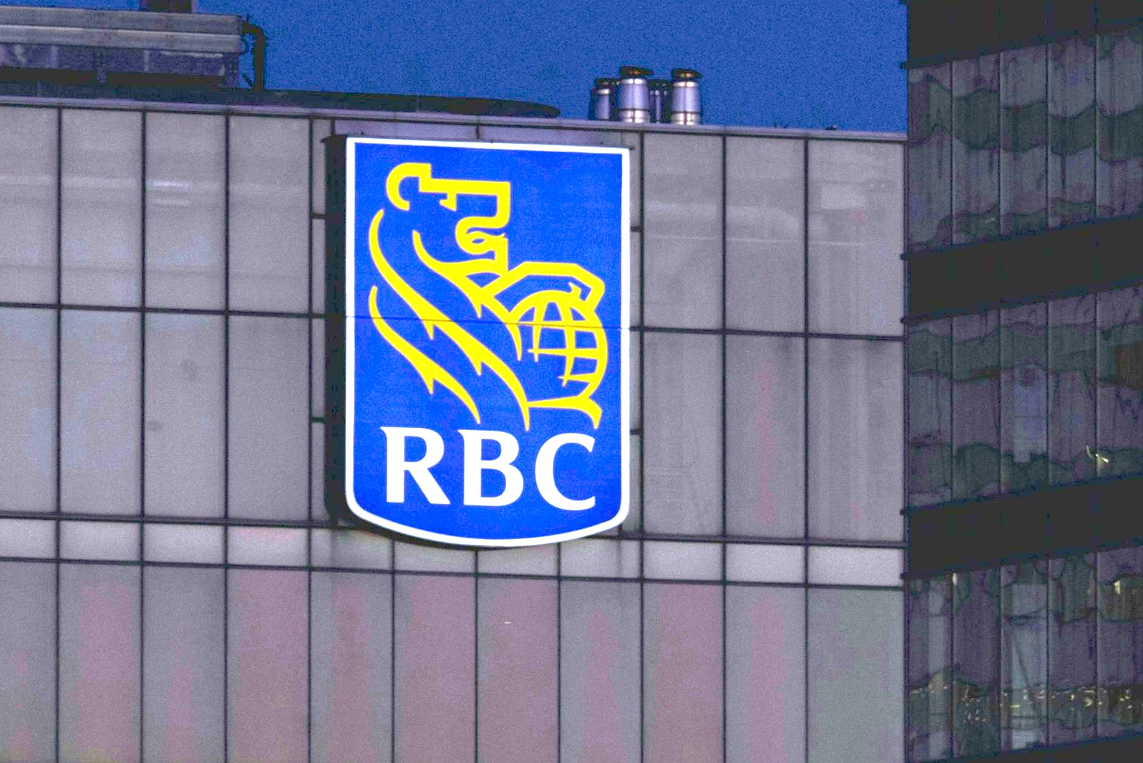 As AI Plays a 'Greater Day-to-Day Role,' RBC Mobilizes to Upskill 100K ...